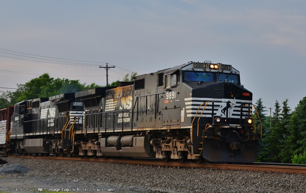 NS 9891 got a little fired up.
